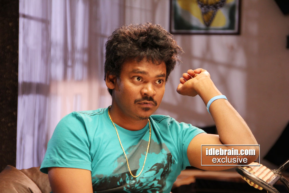 Theatrelo Naluguru photo gallery - Telugu cinema - Srikanth, Dheeraj ...