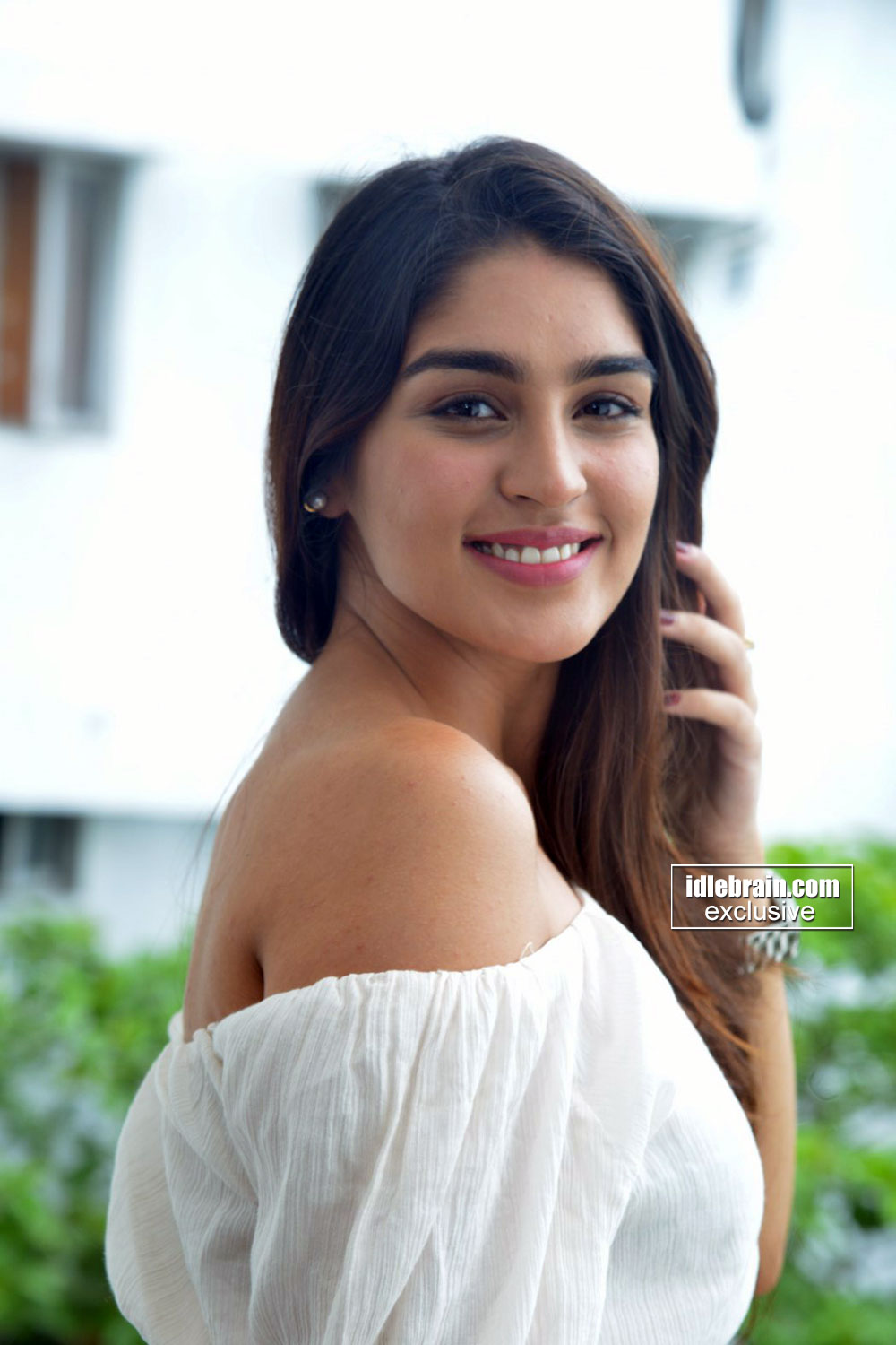 Yukti Thareja photo gallery - Telugu cinema actress